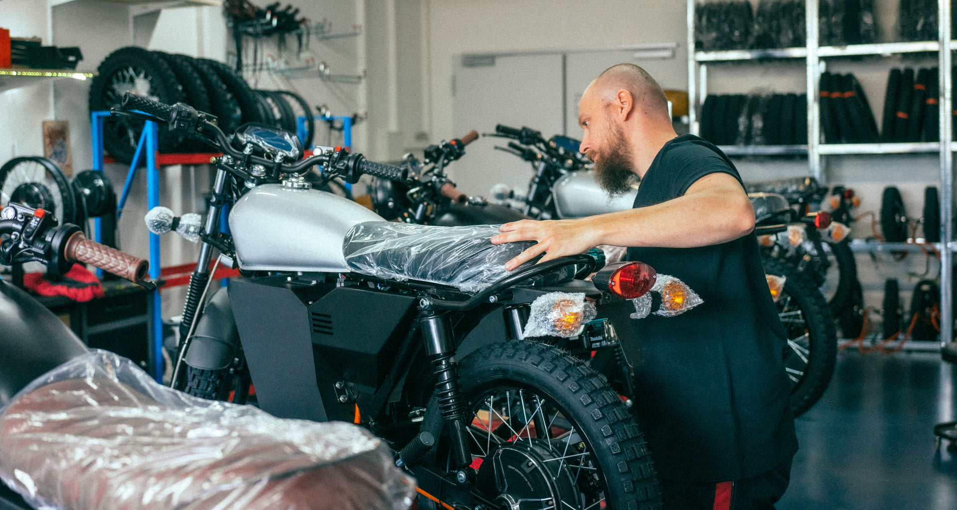 Black Tea Motorbikes Elektromotorradhersteller